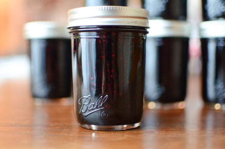 Classic Black Raspberry Jam Recipe – Food in Jars